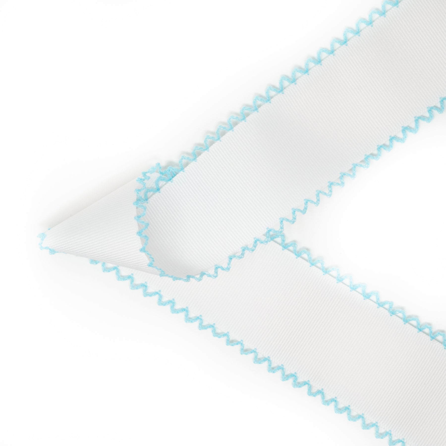 Colored Edge Moonstitch – Ribbon and Bows Oh My!