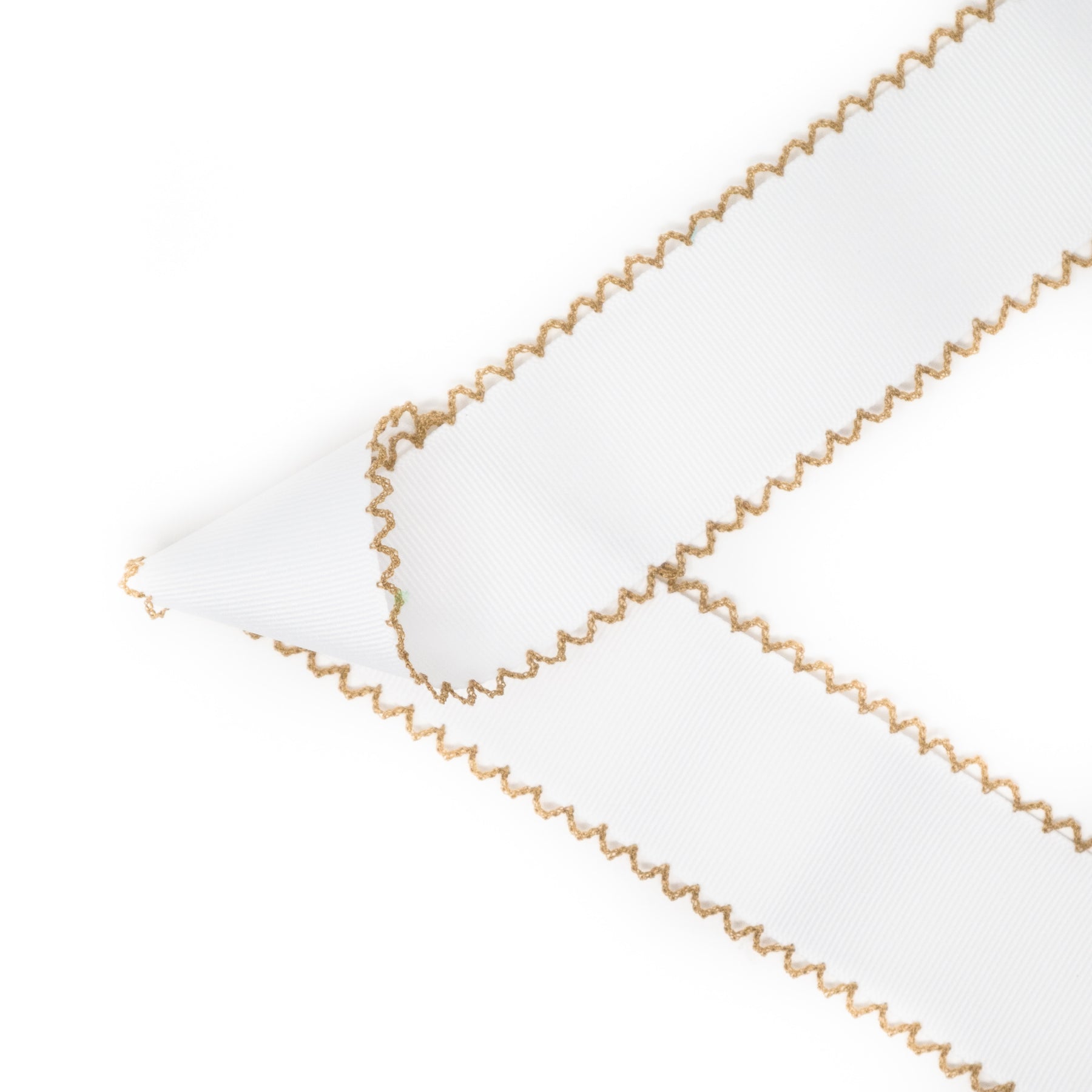 Colored Edge Moonstitch – Ribbon and Bows Oh My!