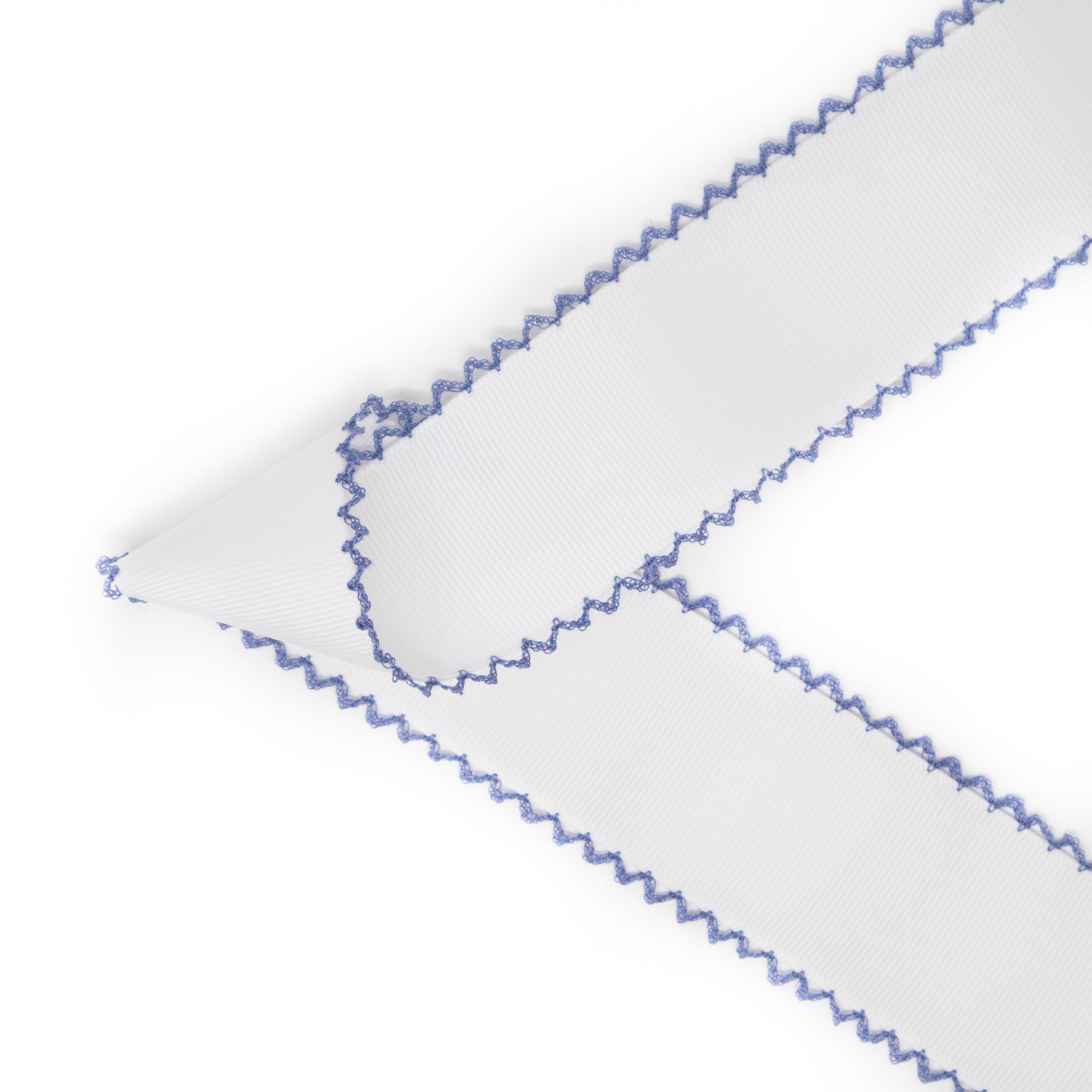 Colored Edge Moonstitch – Ribbon and Bows Oh My!